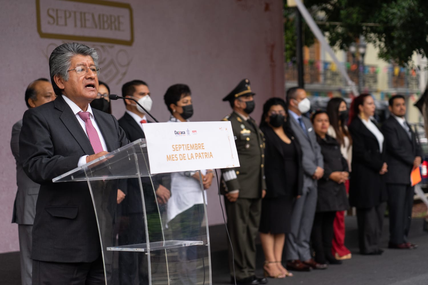 Hoy honramos a un hombre de lucha, como lo fue el General Antonio de ...