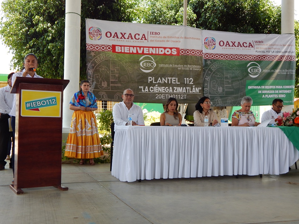 Entregan equipos para conectividad a internet a planteles del IEBO ...