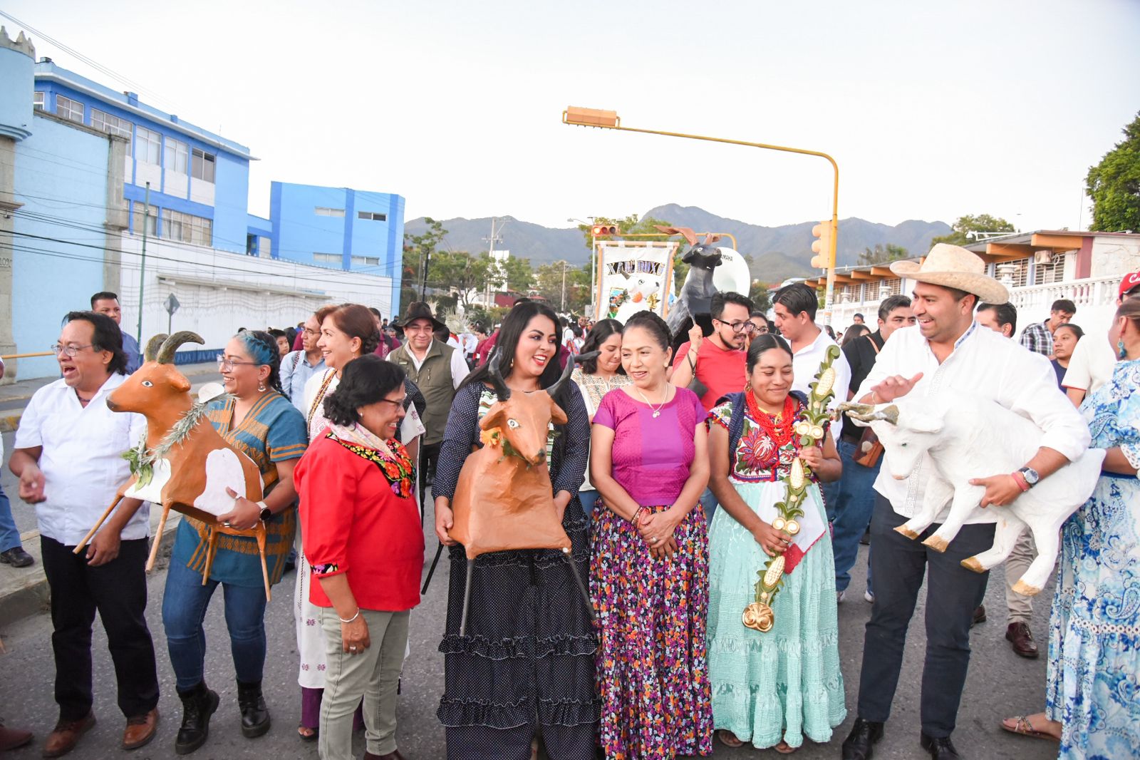 Inicia la fiesta de la Guelaguetza Ñuu Savi con el Convite Mixteco ...